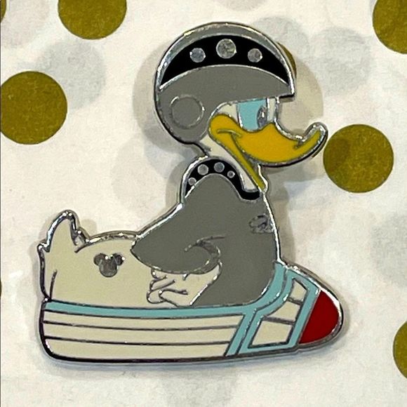 Disney | Accessories | Disney Donald Duck Hidden Mickey Space Mount Pin ...